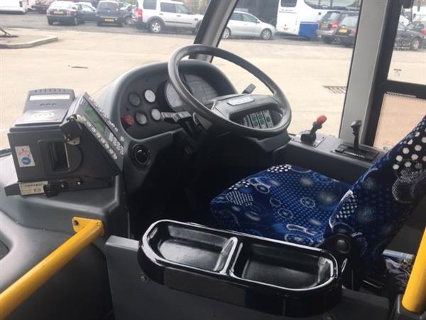 Vehicle Details: 2005 Optare Solo Slimline M880 - Used Coach Sales
