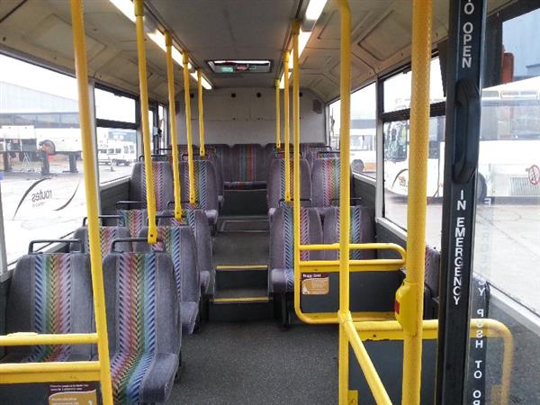 Vehicle Details: 1999 Optare Solo Mercedes 8.5m Low Floor - Used Coach ...