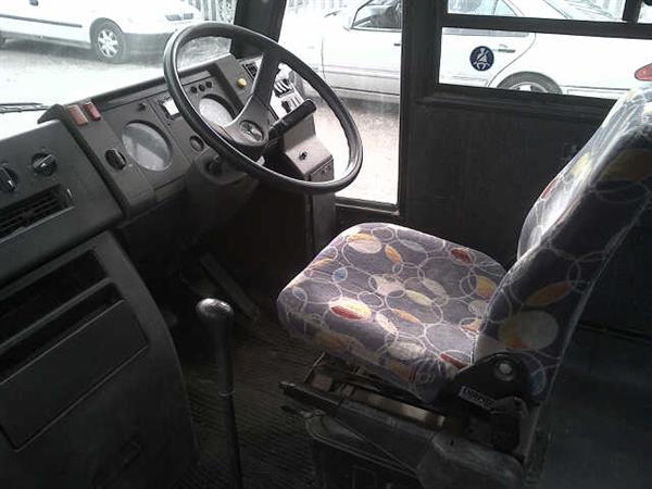 Vehicle Details: 1991 Mercedes 709 26 Seat Minibus - +44 (0)1925 210220 ...