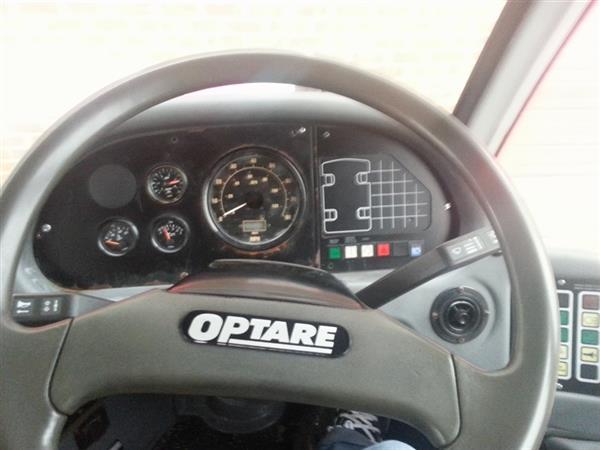 Vehicle Details: 2002 Optare Solo 9.2m 30 seat bus Mercedes Engine ...