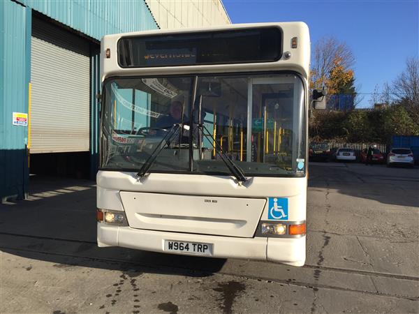 Vehicle Details: Dennis Dart SLF 2000 - +44 (0)1925 210220 - Used Coach ...