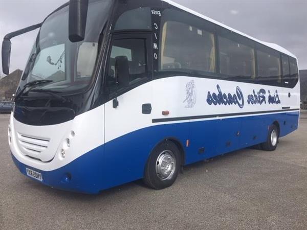 Vehicle Details: 2005 Mercedes Cimo 33 reclining seats £21950.00 + VAT ...