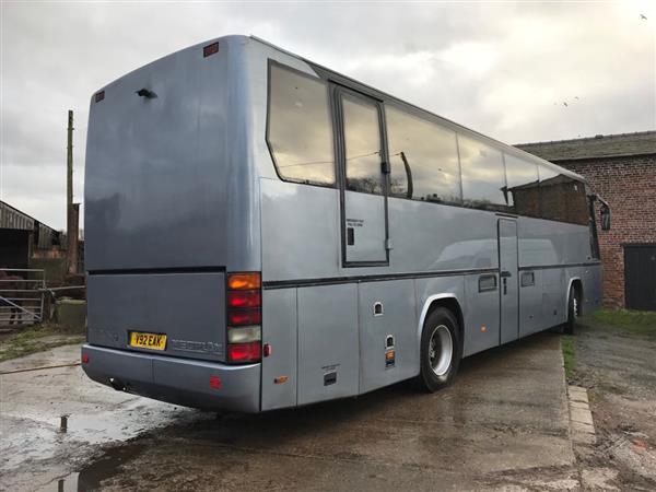Vehicle Details: 2000 Neoplan Transliner MAN - Used Coach Sales